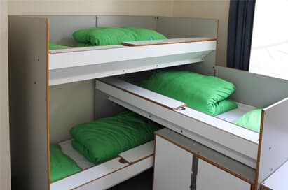YHA London Thameside Youth Hostel Travel Group | NST